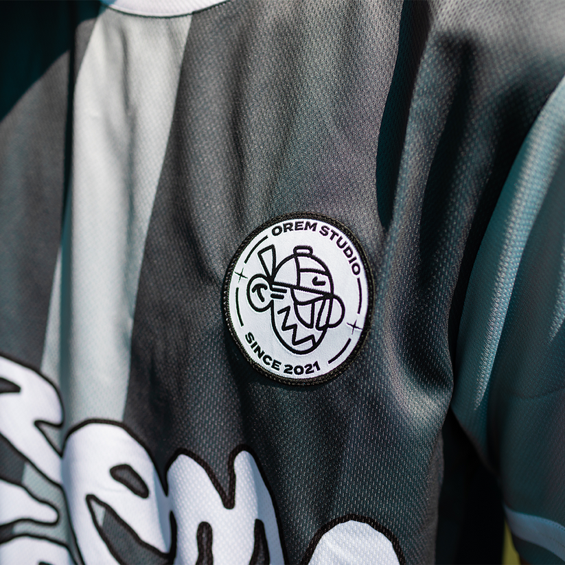 Maillot de foot " Pleine Lucarne" Rose – oremstudio